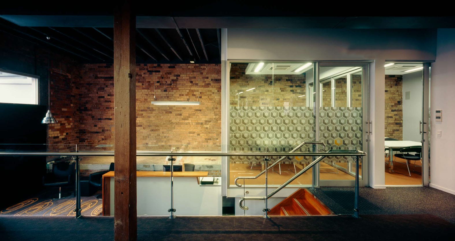 Bees Nees - Arqus Design